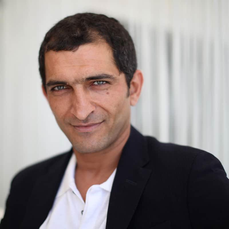 ما لا تعرفه عن محمود البزاوي .. من هو؟ سيرته الذاتية، إنجازاته وأقواله ...